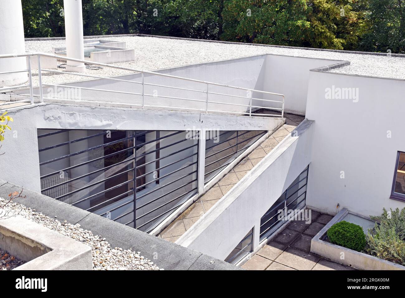 Villa Savoye, a masterpiece of the Modern Movement, architect Le ...