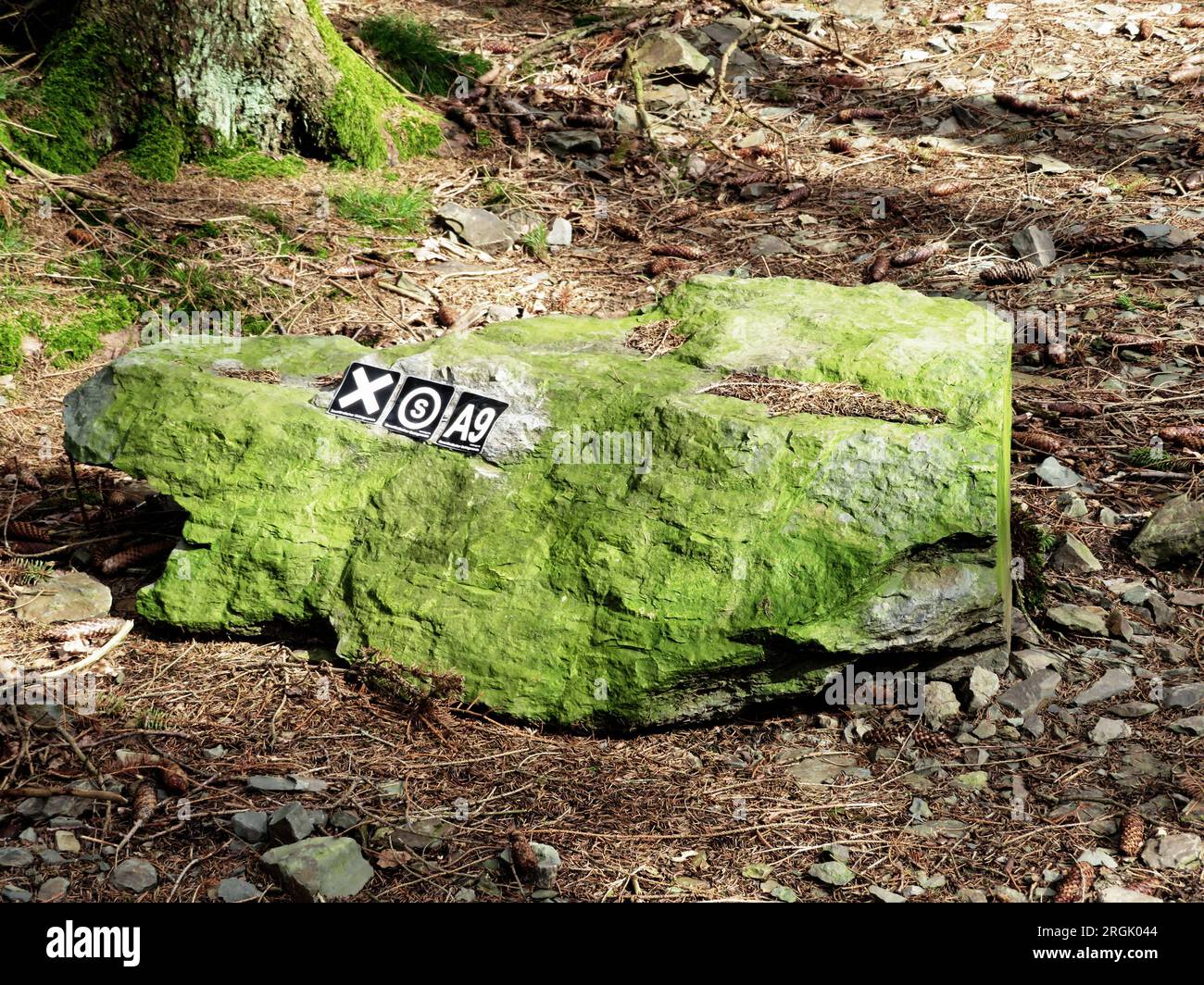 Hiker hiking trail guide signs hi-res stock photography and images - Alamy