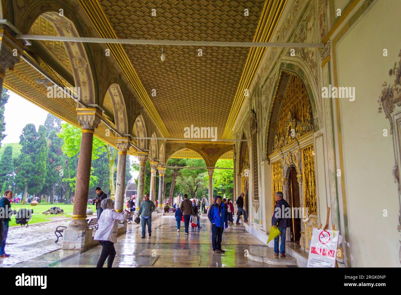 The Audience Chamber behind the Gate of Felicity.it is an Ottoman kiosk ...