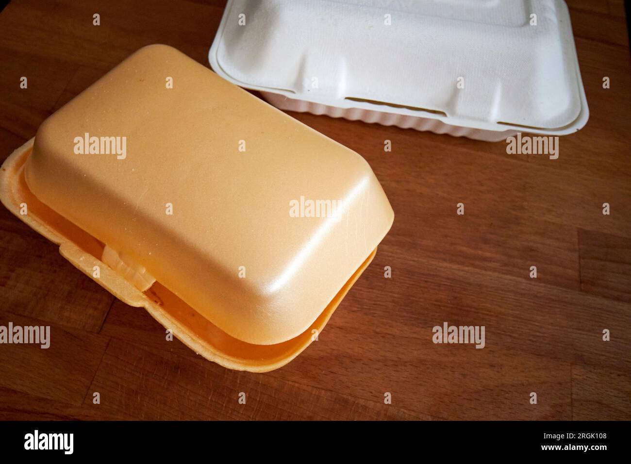 Polystyrene food boxes hi-res stock photography and images - Alamy