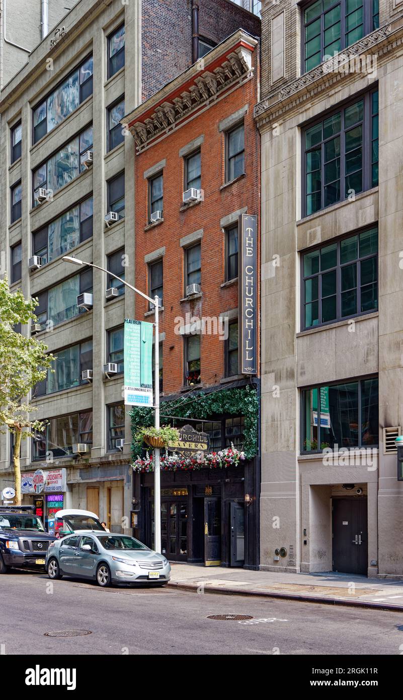 Modest architecture hi-res stock photography and images - Alamy