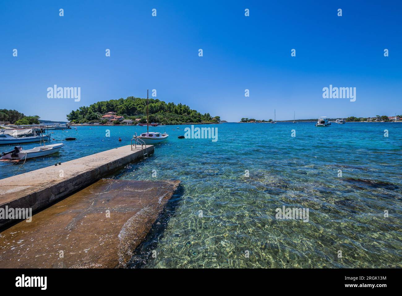 Photo shows seaside scenery of Gradina Bay on the west of the island of ...