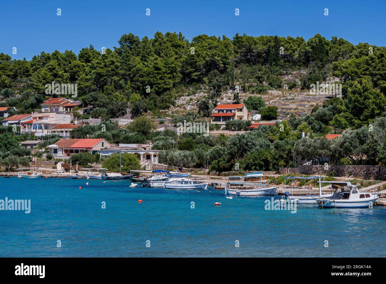 Photo shows seaside scenery of Gradina Bay on the west of the island of ...