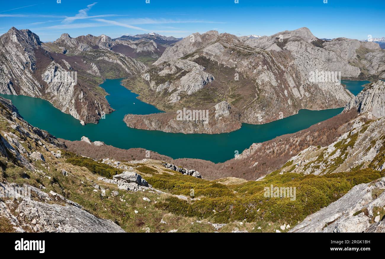 Picturesque reservoir and mountain panoramic landscape in Riano. Spain ...