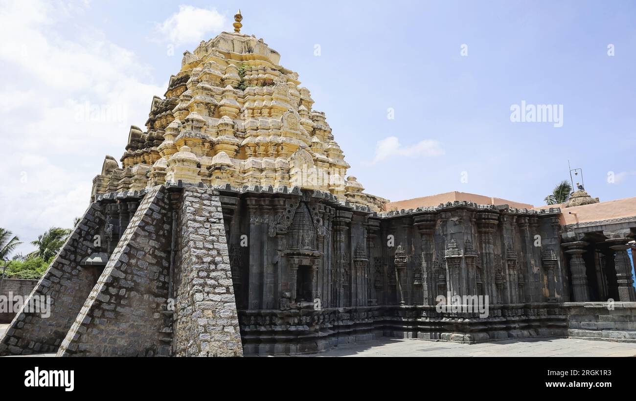 Sri Basaveshwara Temple, Built in Vijayanagara Style in 14th Century ...
