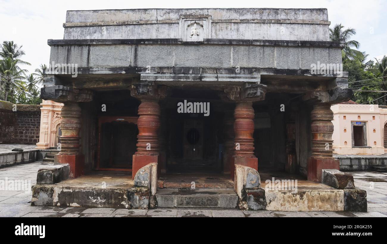 Mandapa of Madhukeshwara Temple, Banavasi, Uttara Kannada, Karnataka ...