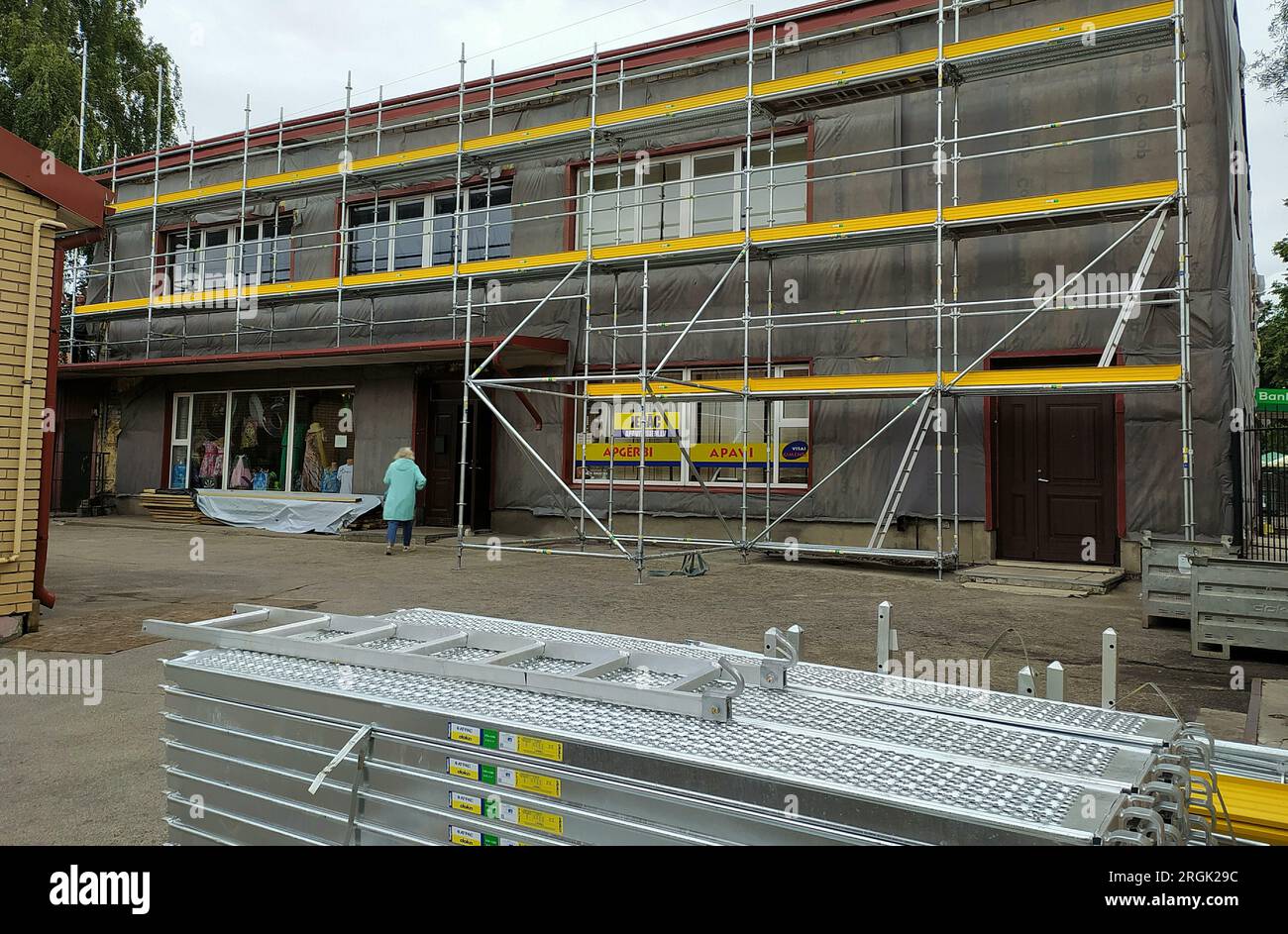 Aluminum steel scaffolding in Riga's Bolderaja microdistrict ...