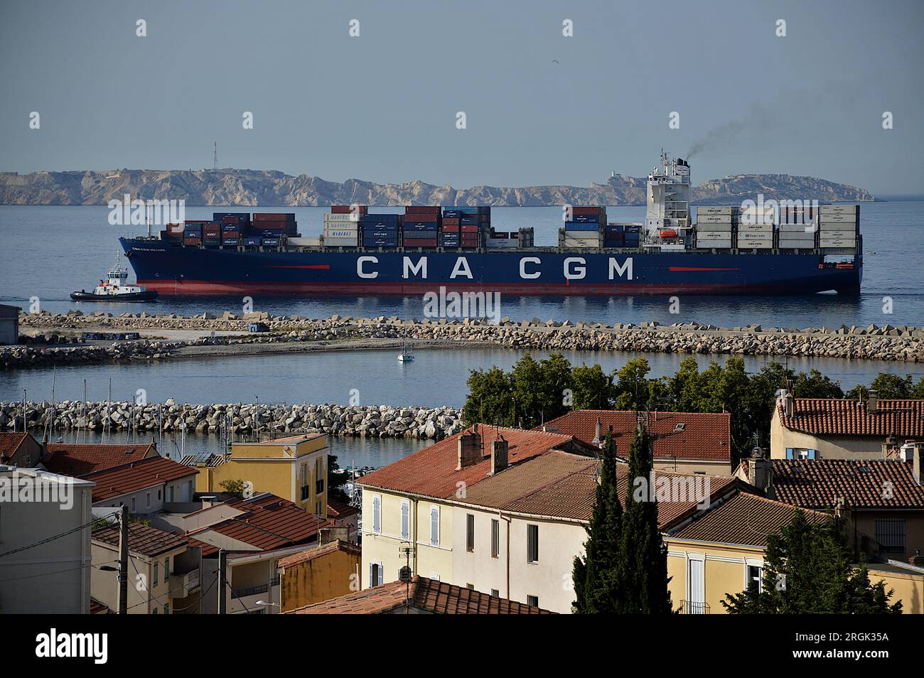 Voltaire ship hi-res stock photography and images - Alamy