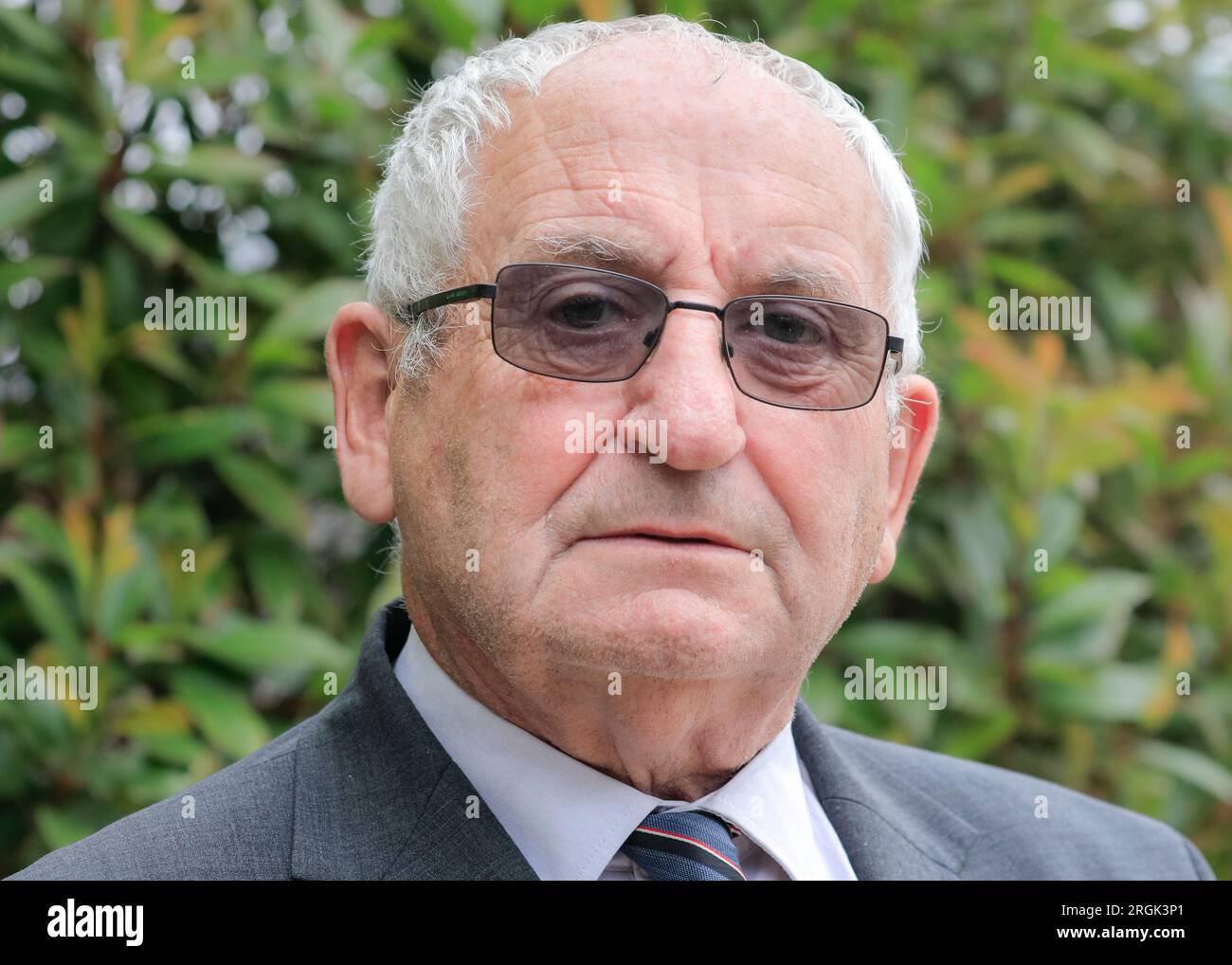 Homeless magazine and foundation hi-res stock photography and images ...