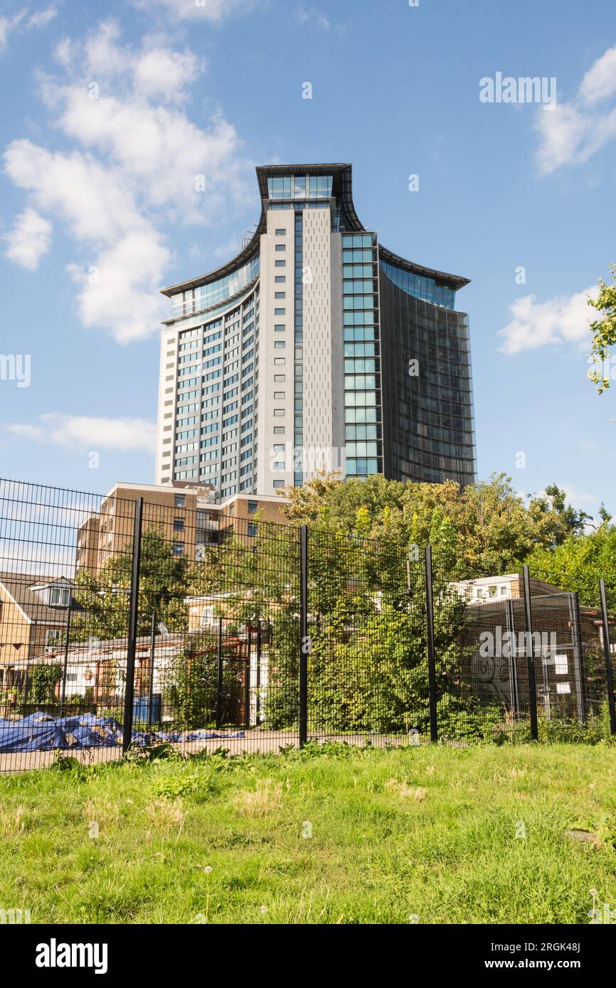 Empress State Building (ESB), Empress Approach, Lillie Road, West ...