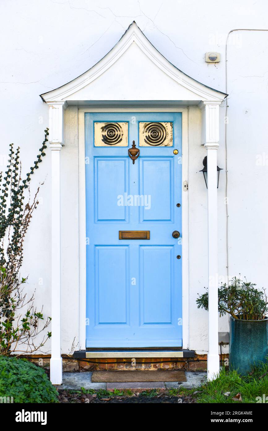 New wood front door victorian hi-res stock photography and images - Alamy