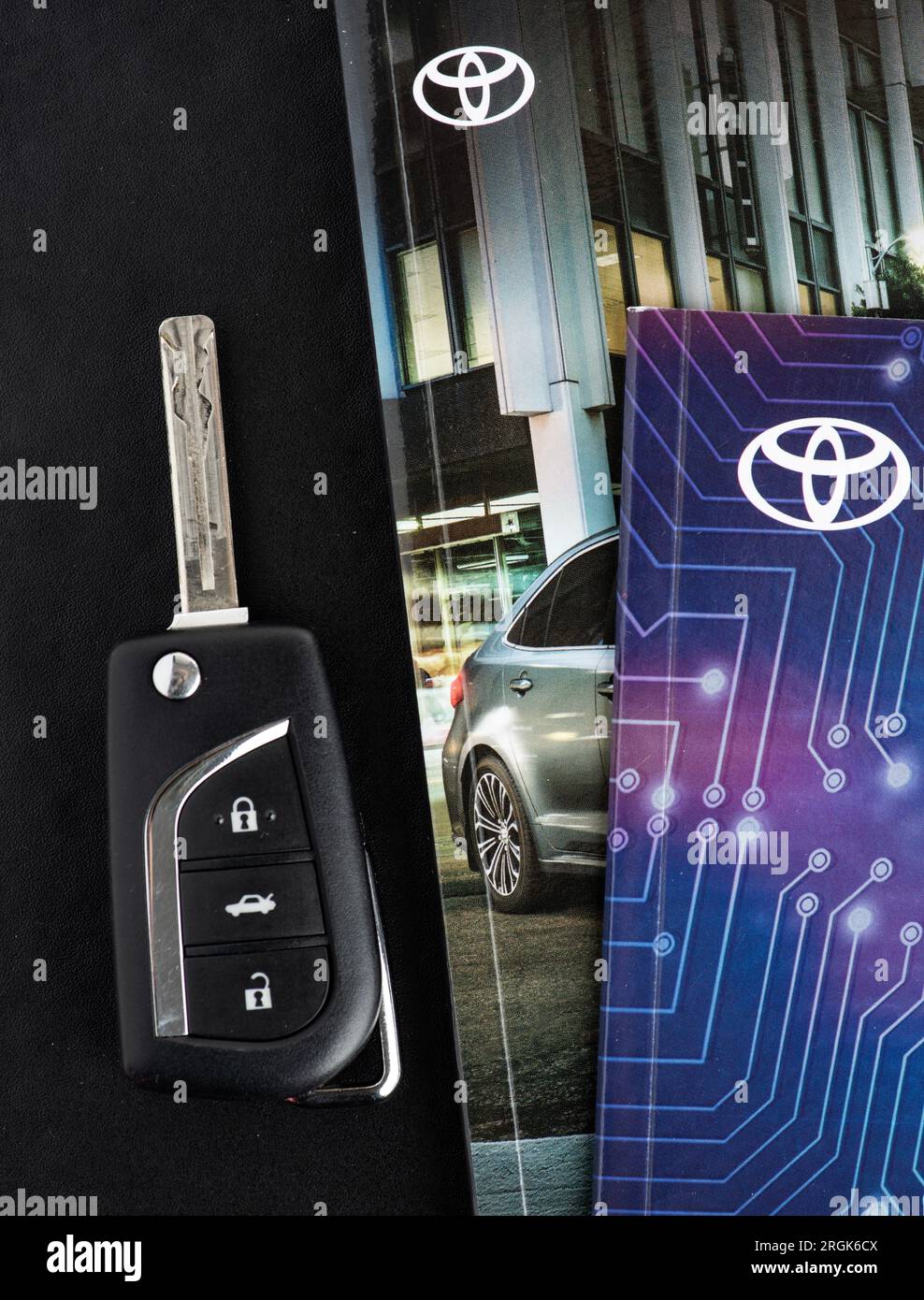 Car owners manual hi-res stock photography and images - Alamy