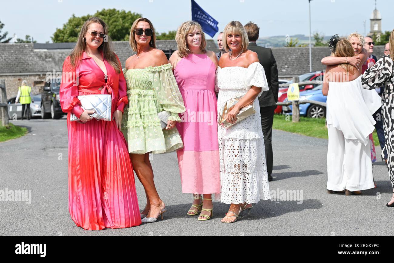Brighton UK 10th August 2023 - Plenty of fabulous hats and dresses on ...