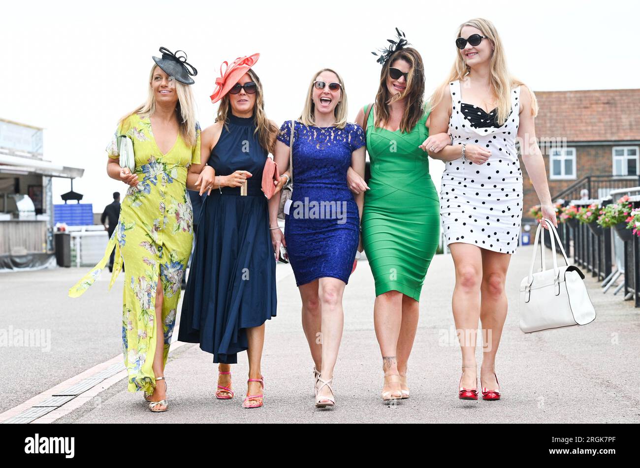Brighton UK 10th August 2023 - Plenty of fabulous hats and dresses on ...