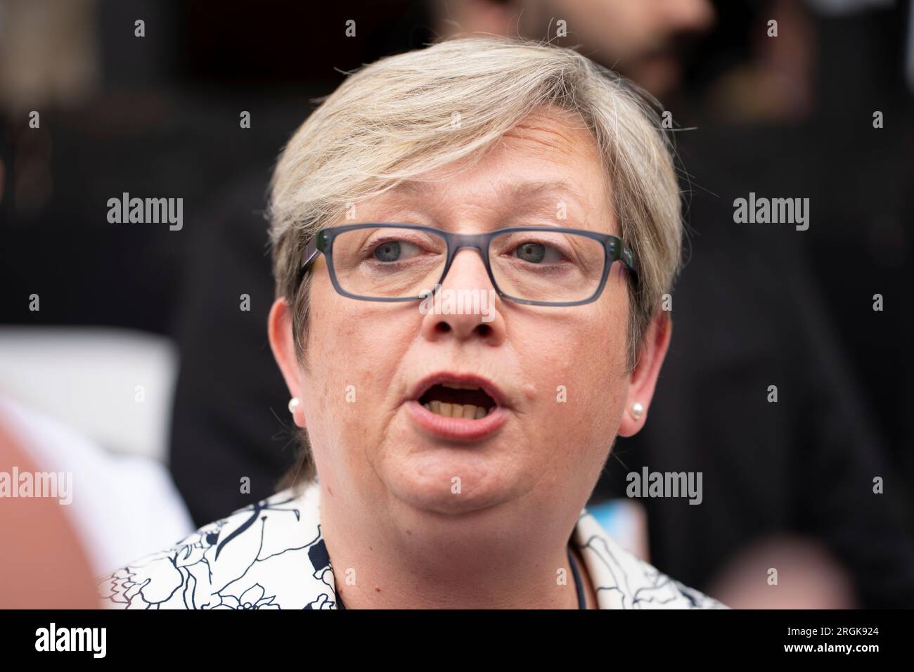 Edinburgh, Scotland, UK. 10th August 2023. Joanna Cherry makes speech ...