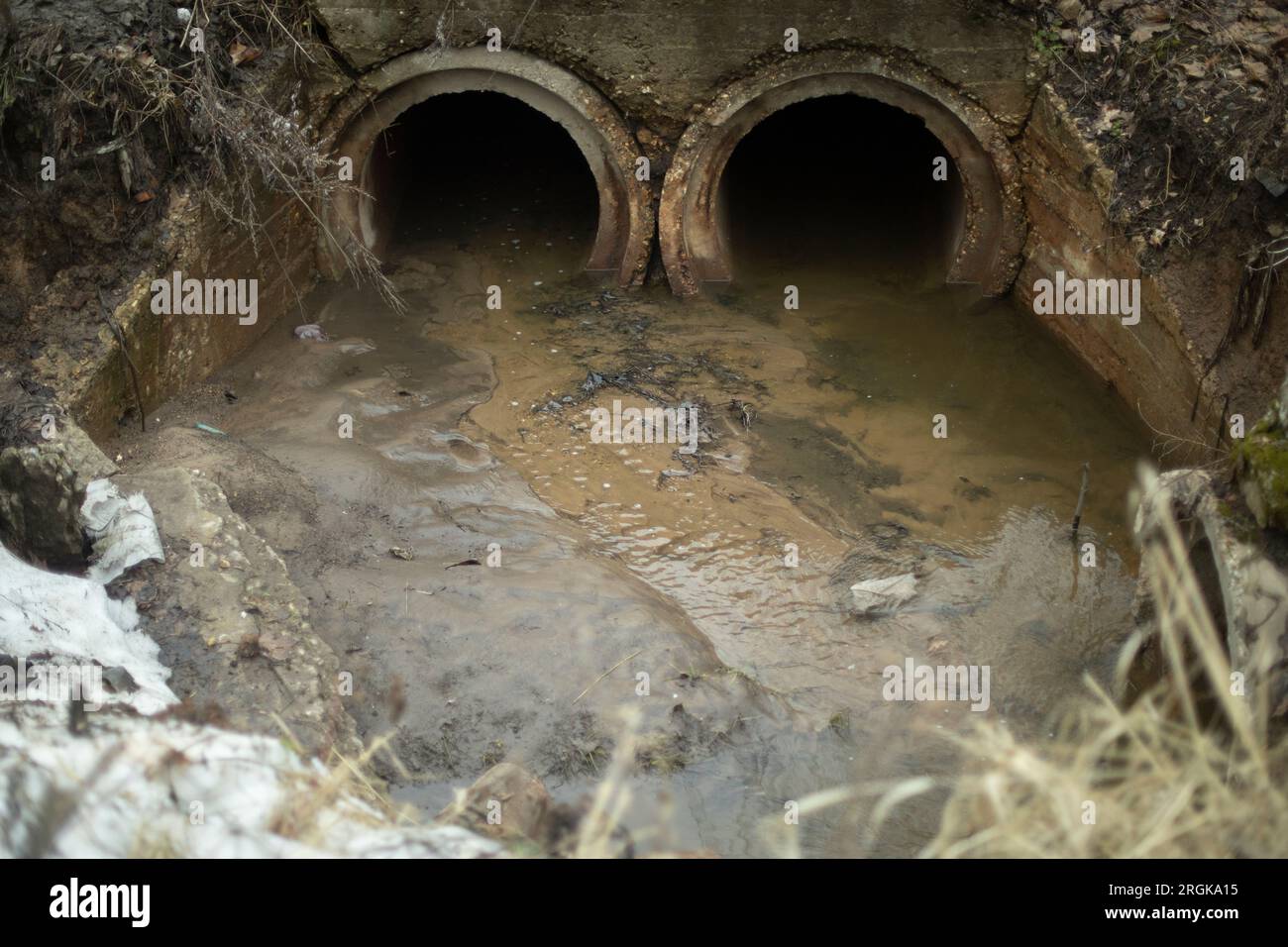 Ground water drainage system pipes hi-res stock photography and images ...