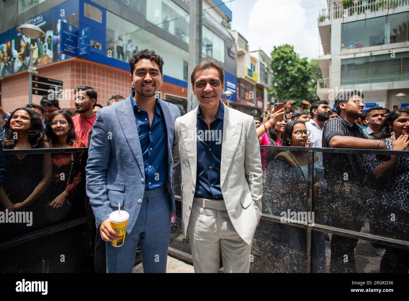 Imax screen hi-res stock photography and images - Alamy