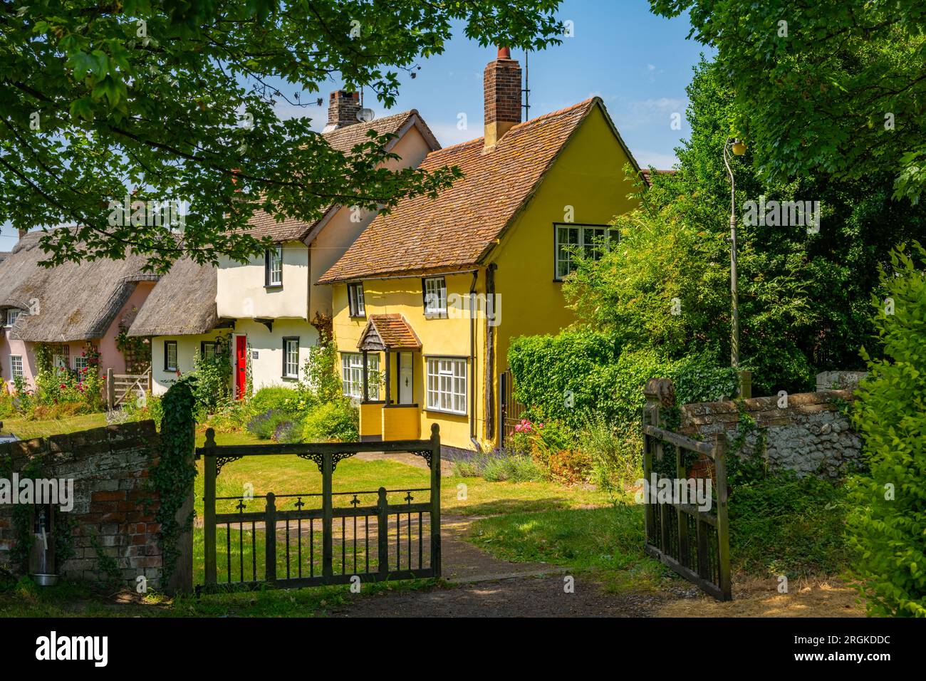 Houses in Church St, Wendens Ambo, Saffron Walden CB11 4JZ Stock Photo ...