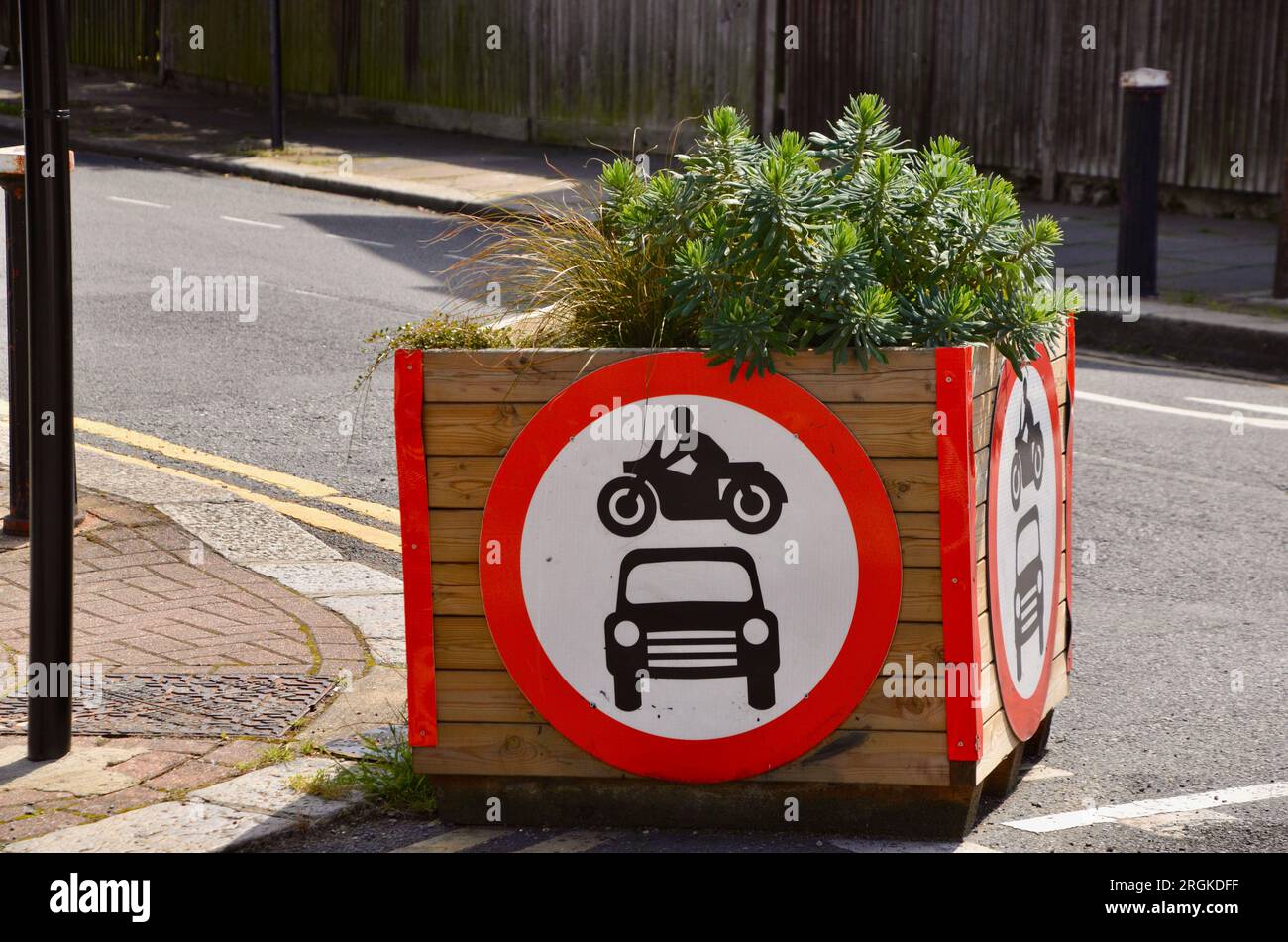 LTNs low traffic neighbourhoods in N22 and N17 Haringey borough inner ...