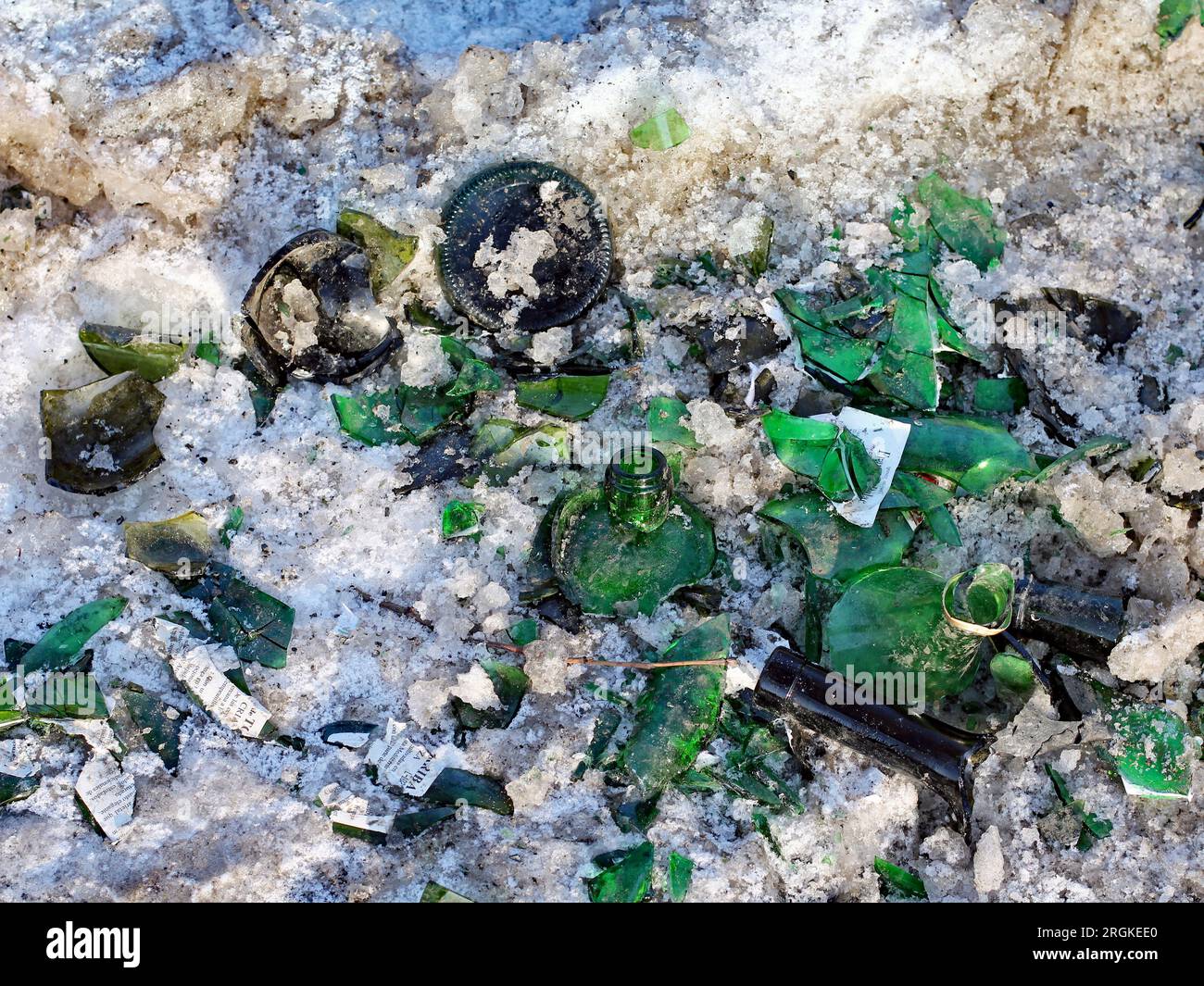 Shard pile hi-res stock photography and images - Alamy