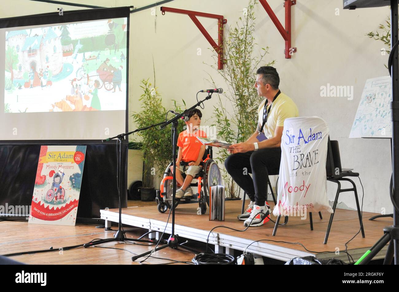 Adam king with hes dad hi-res stock photography and images - Alamy