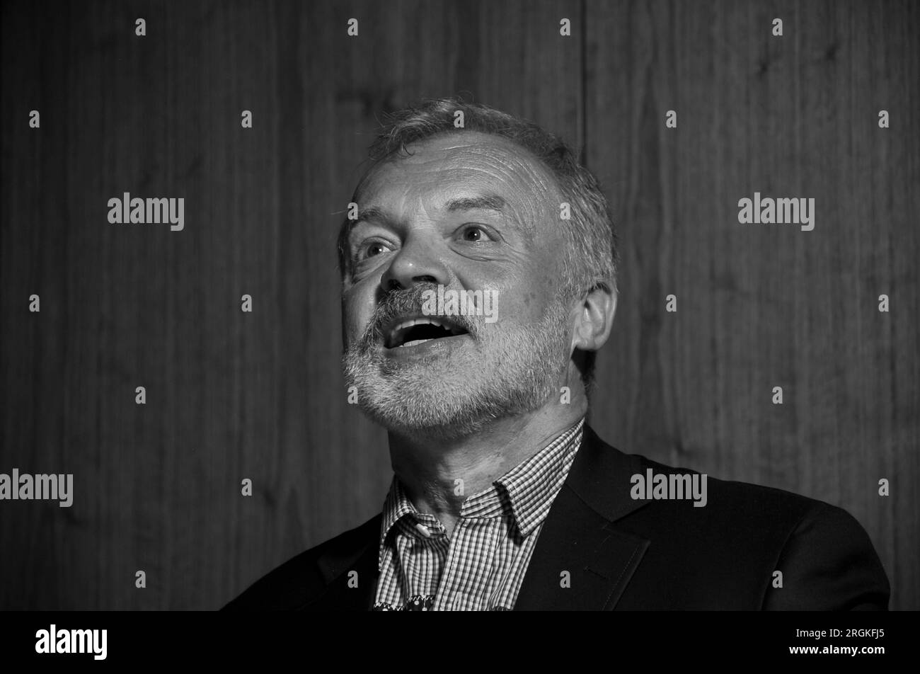Graham norton tv show hi-res stock photography and images - Alamy