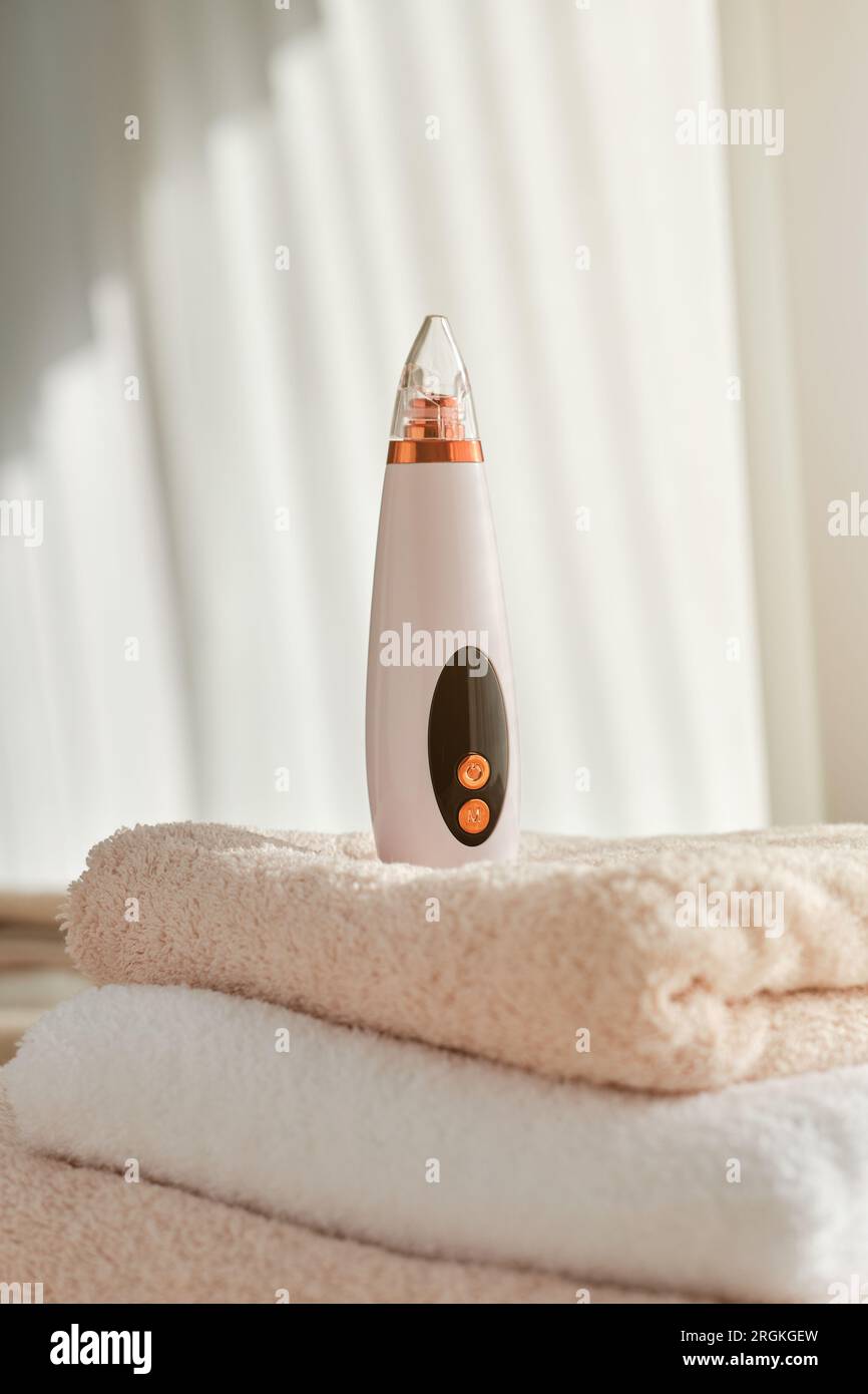 Acne remover home equipment hi-res stock photography and images - Alamy