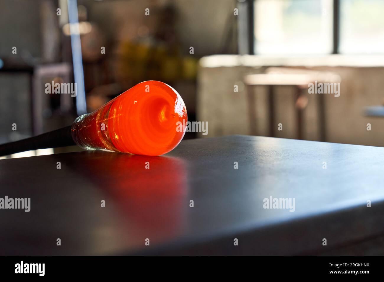 Pontil hi-res stock photography and images - Alamy