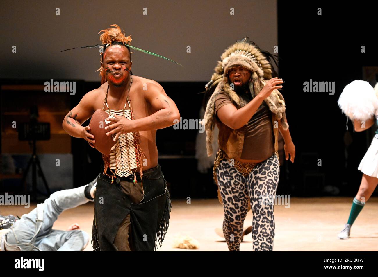 Theatre actors stage african hi-res stock photography and images - Alamy