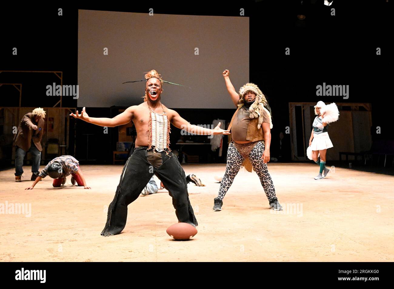 Theatre actors stage african hi-res stock photography and images - Alamy