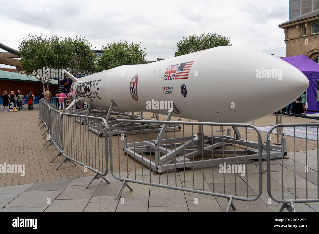 Launcherone rocket hi-res stock photography and images - Alamy
