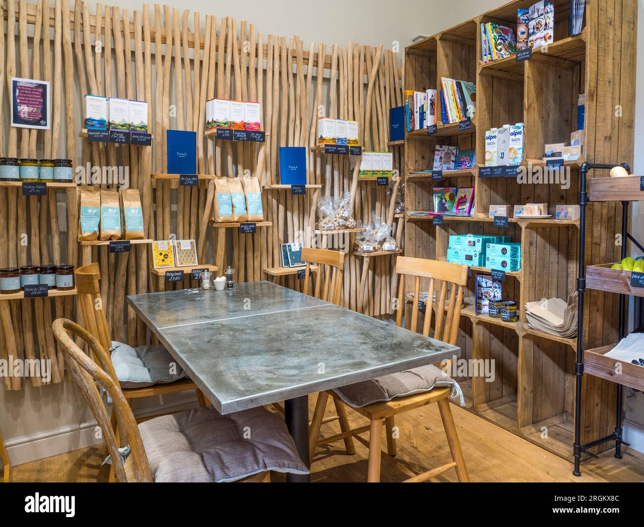 Rural shopping village hi-res stock photography and images - Alamy