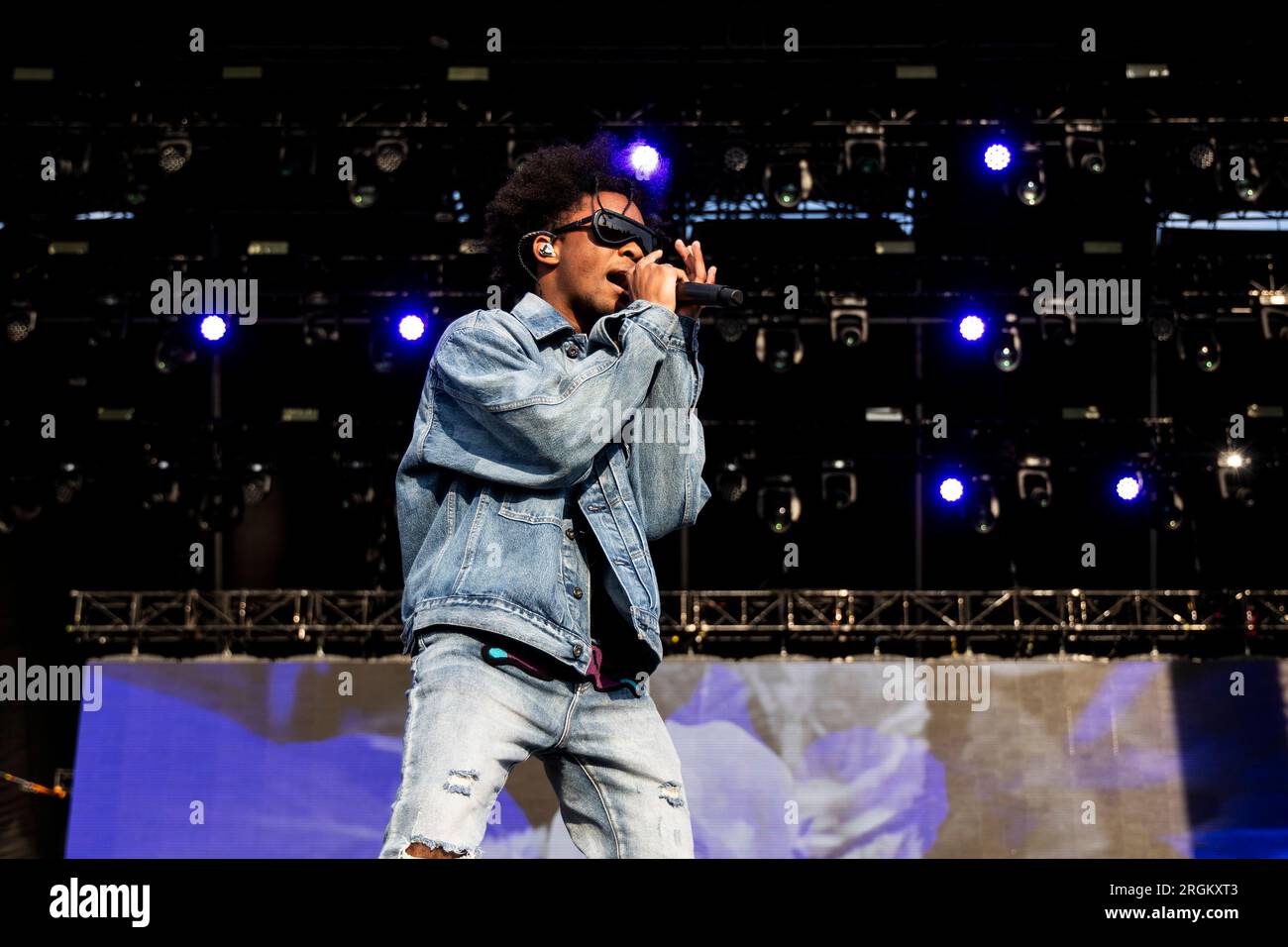 D4vd photos hi-res stock photography and images - Alamy