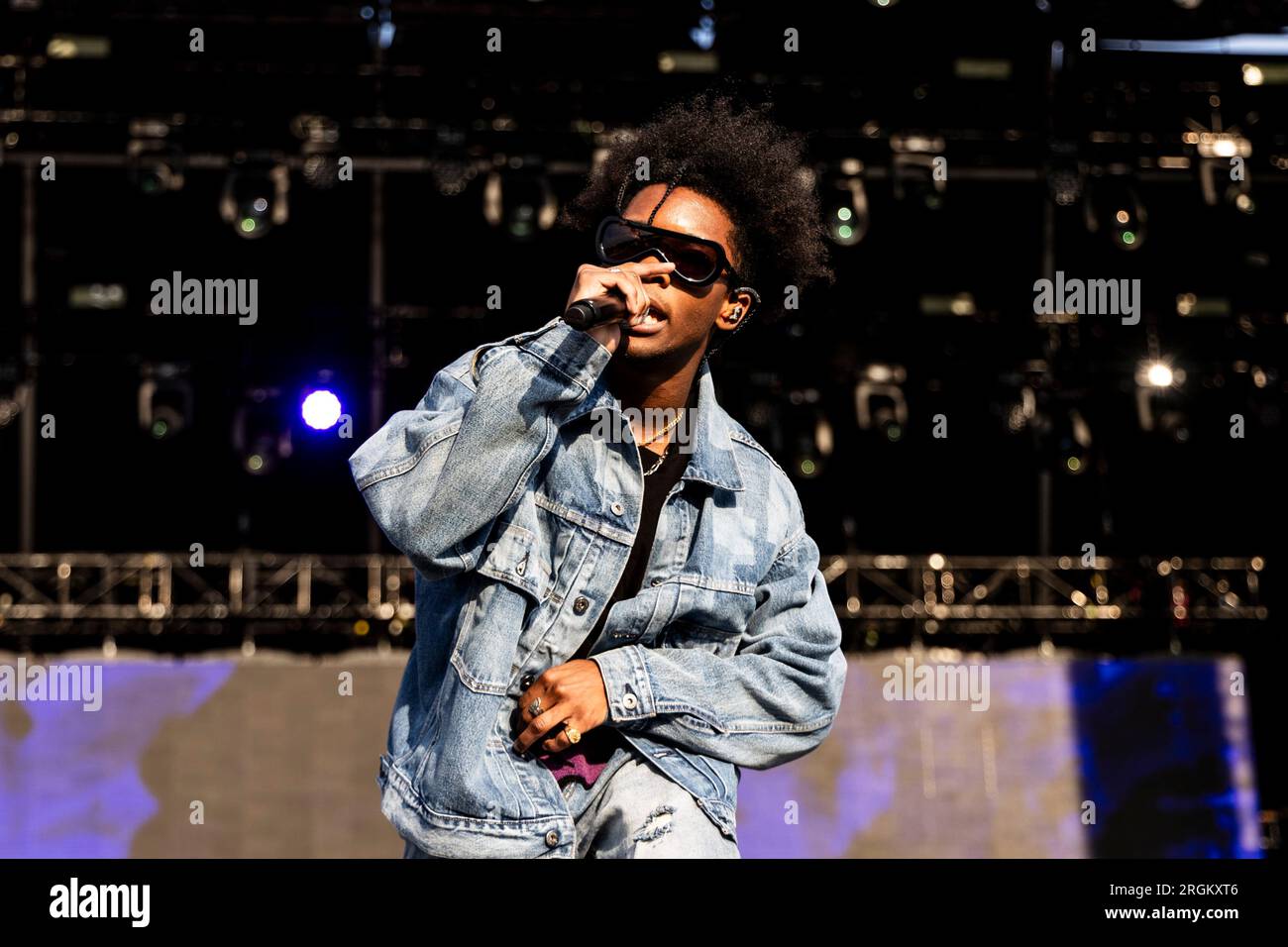 D4vd photos hi-res stock photography and images - Alamy