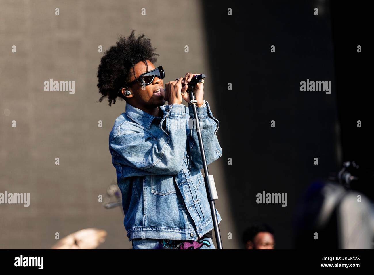 D4vd photos hi-res stock photography and images - Alamy