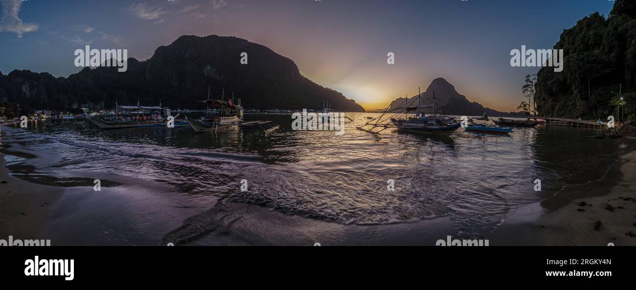 Night shot over the harbor and bay of El Nido on the philippine island ...