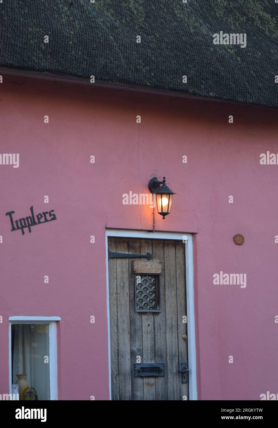 Pink house with thatched roof hi-res stock photography and images - Alamy