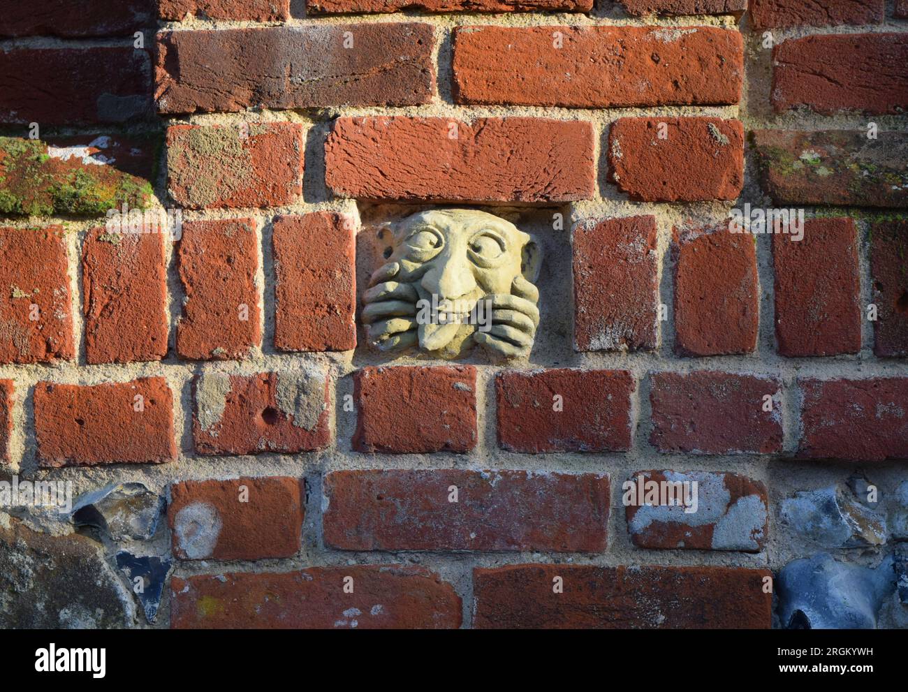 Nose picking gargoyle hi-res stock photography and images - Alamy