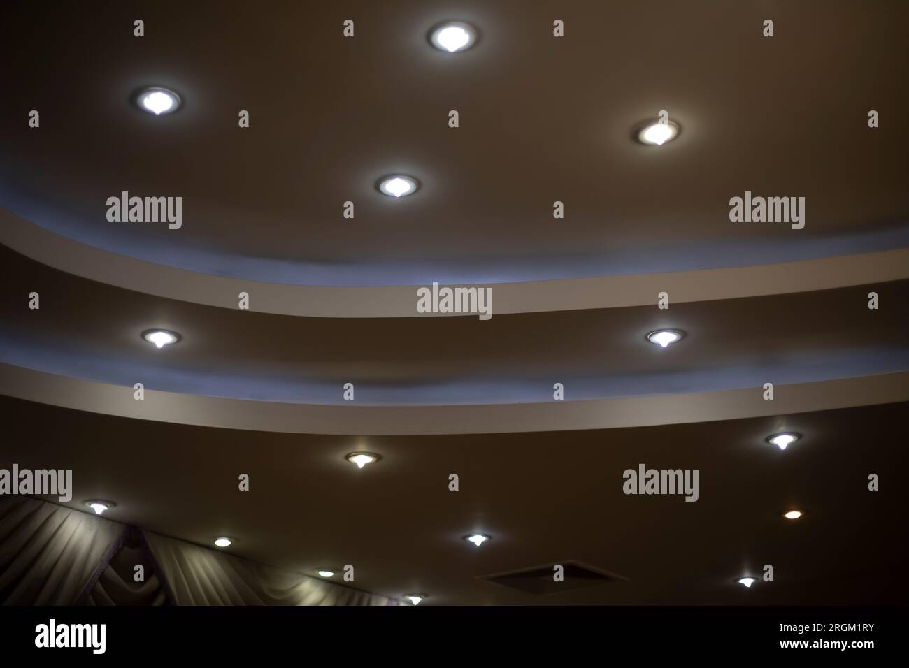 Multi level house hi-res stock photography and images - Alamy