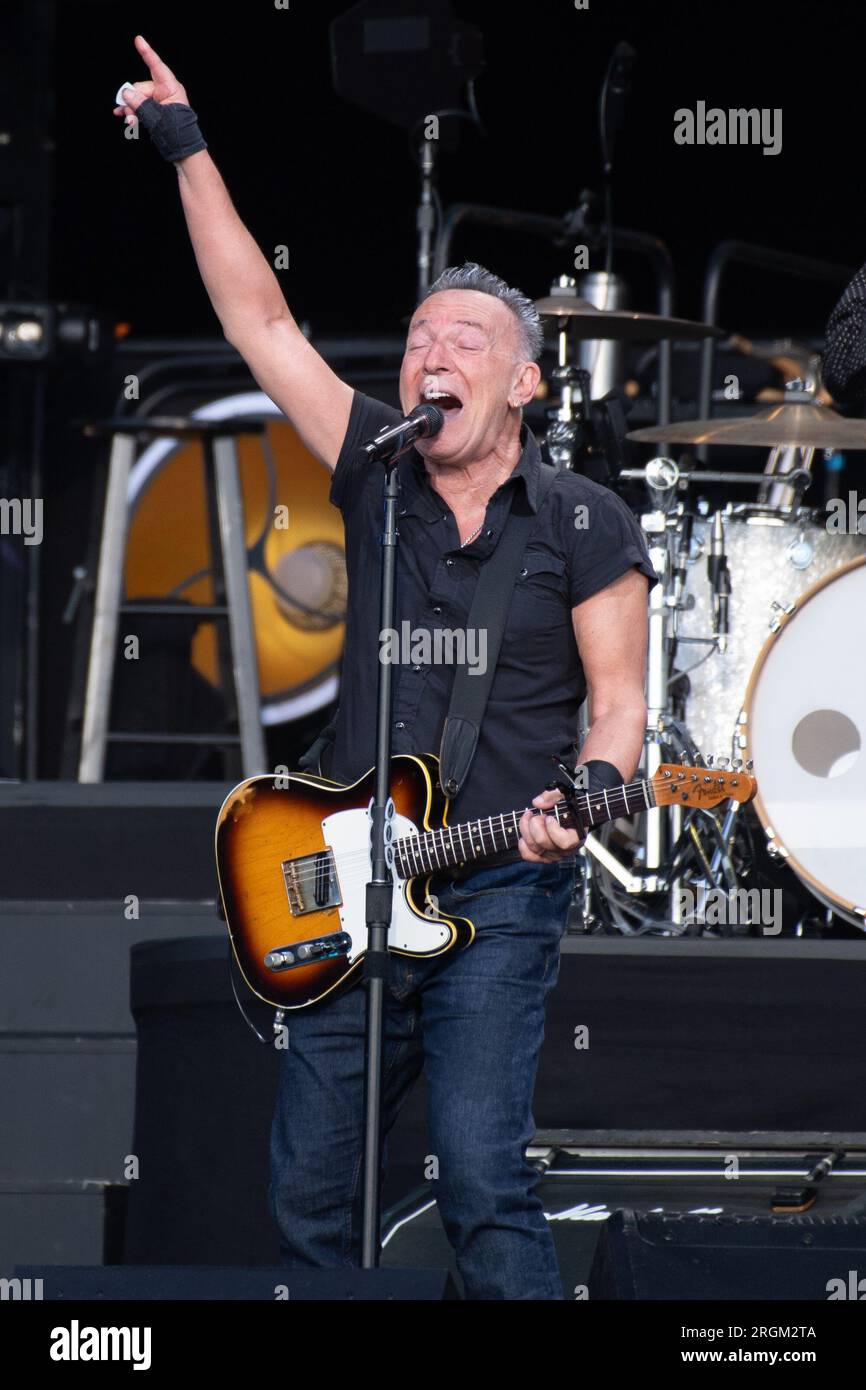 London, UK. 06 Jul, 2023. Pictured: Bruce Springsteen performing at BST ...