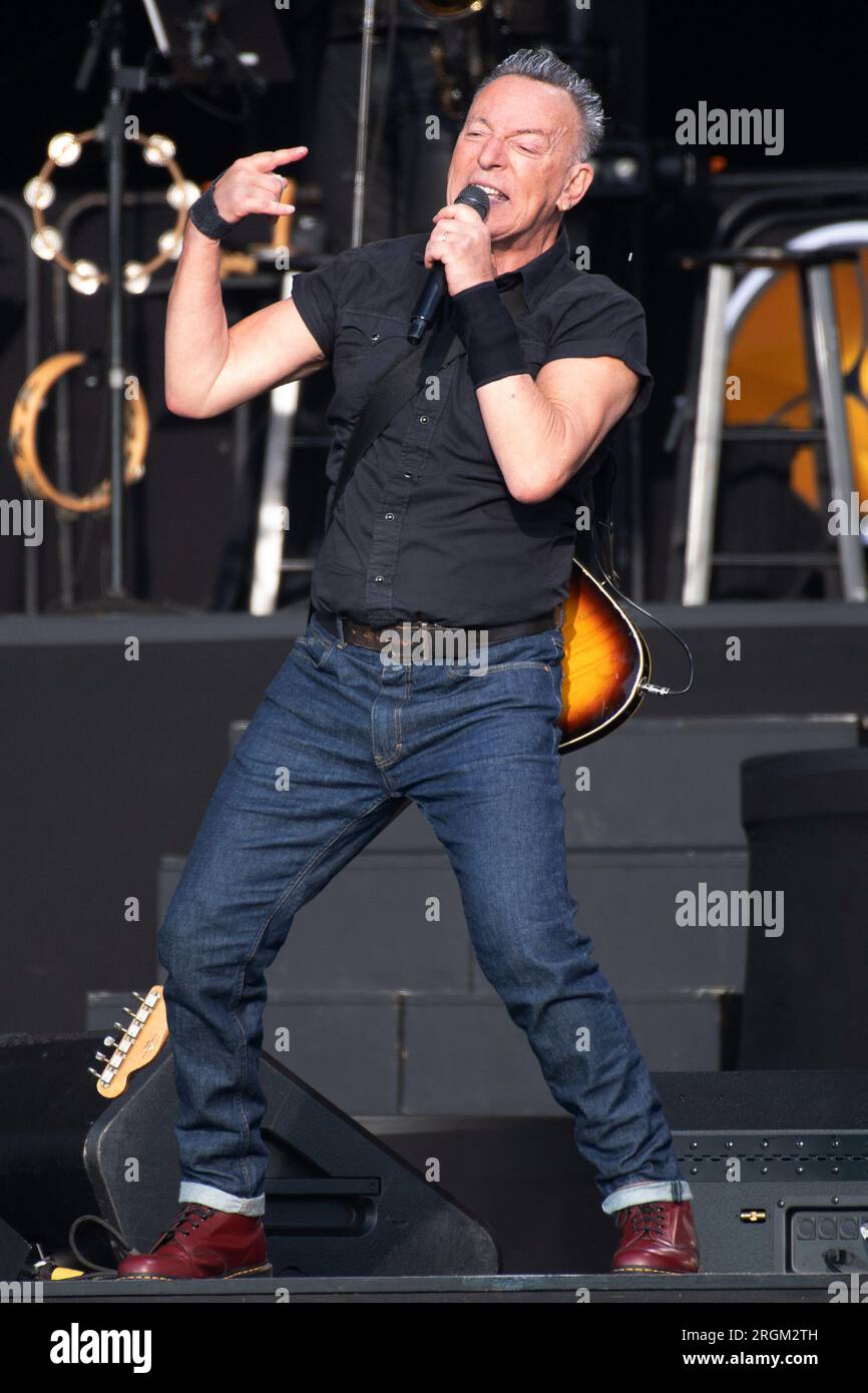 London, UK. 06 Jul, 2023. Pictured: Bruce Springsteen performing at BST ...