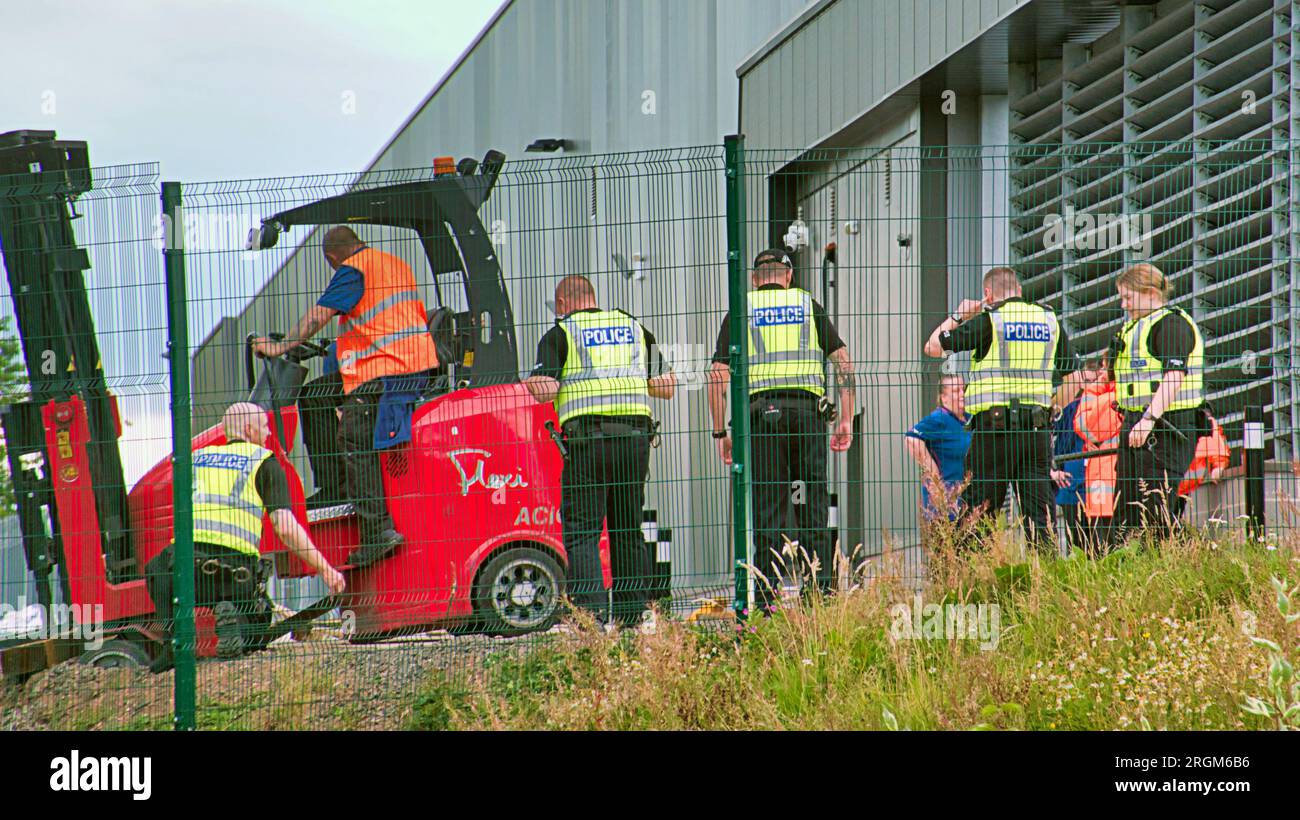 Forklift accident hi-res stock photography and images - Alamy