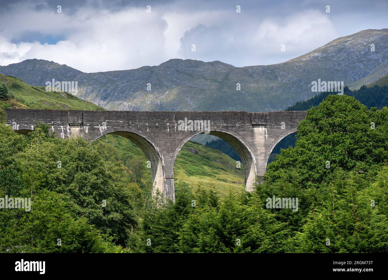 Highlands tourist hi-res stock photography and images - Alamy