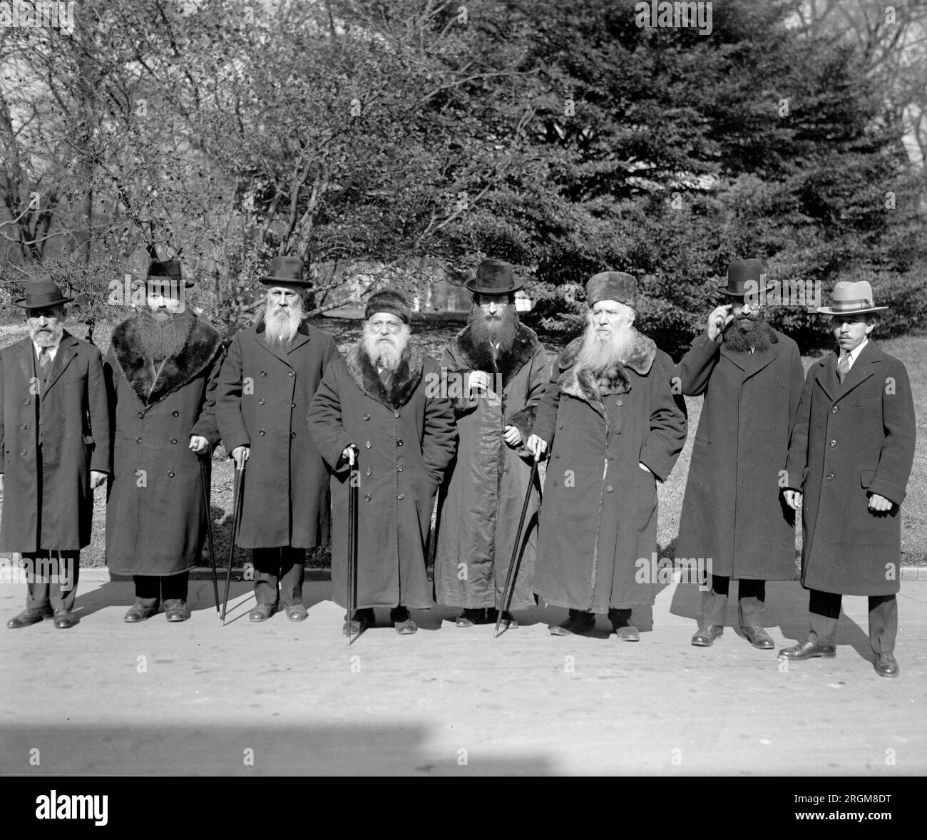 1920s rabbis hi-res stock photography and images - Alamy