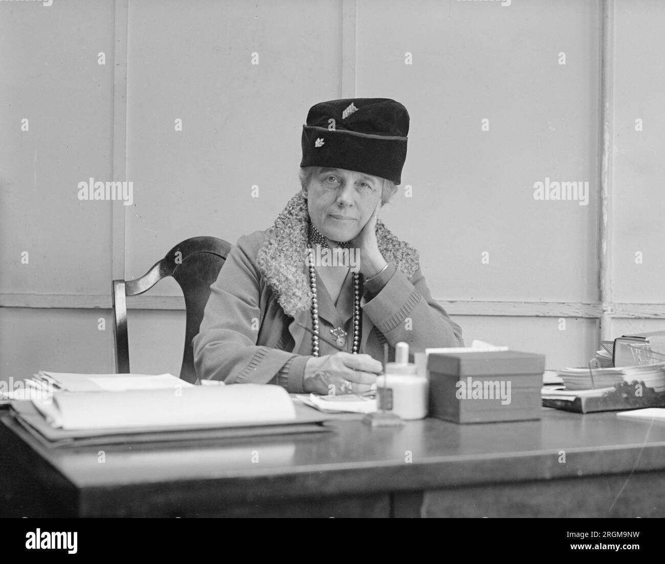 Miss katherine Black and White Stock Photos & Images - Alamy