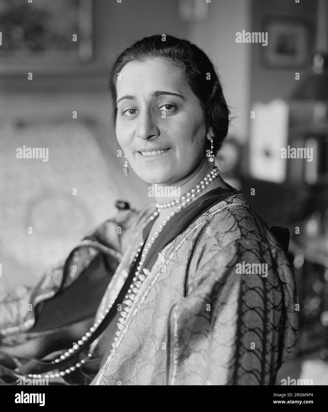 Torah kahoum heidary hi-res stock photography and images - Alamy