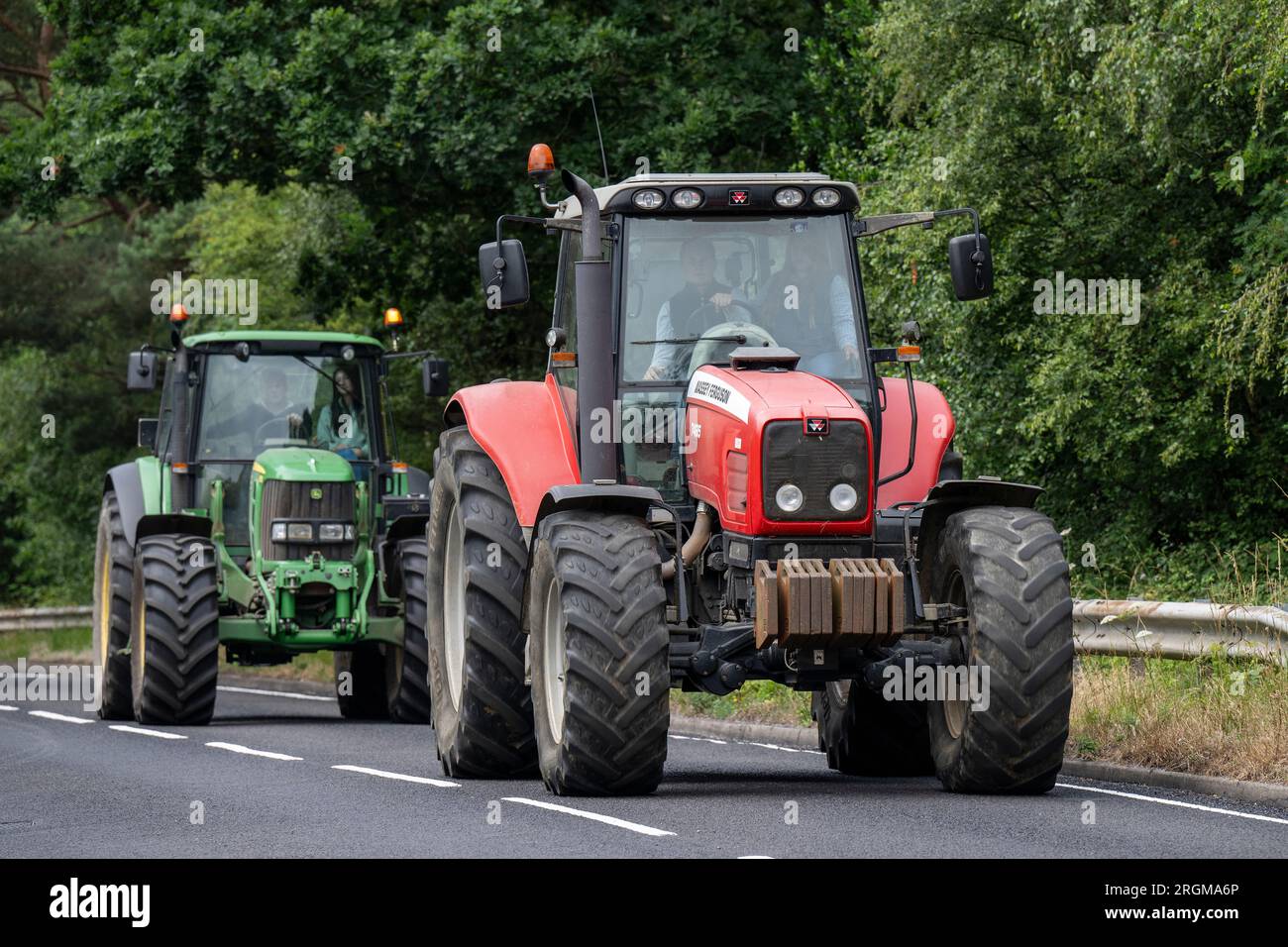 Road in copythorne new forest national park hi-res stock photography ...