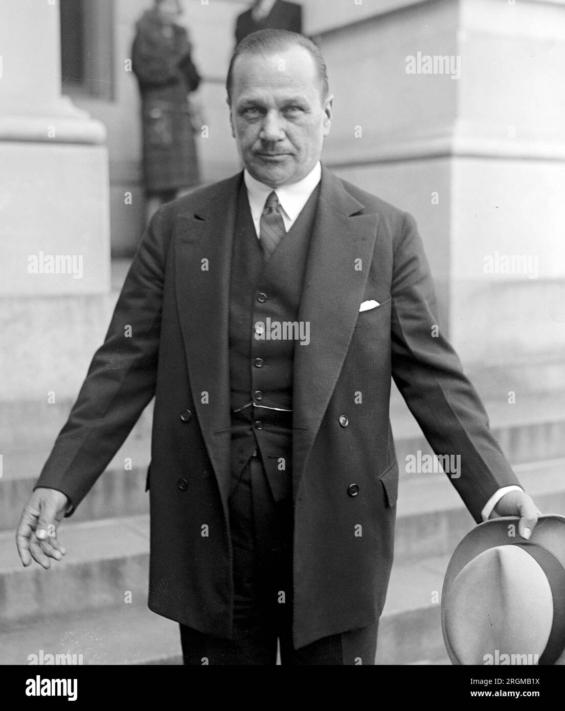 William b shearer hi-res stock photography and images - Alamy