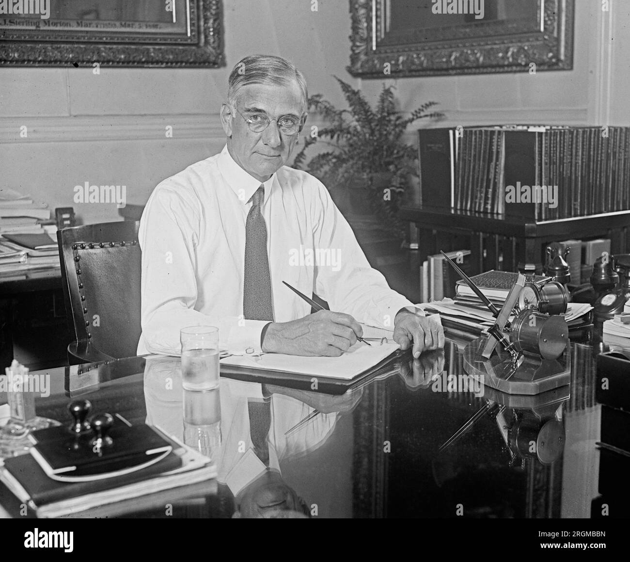 Secretary of agriculture hi-res stock photography and images - Alamy