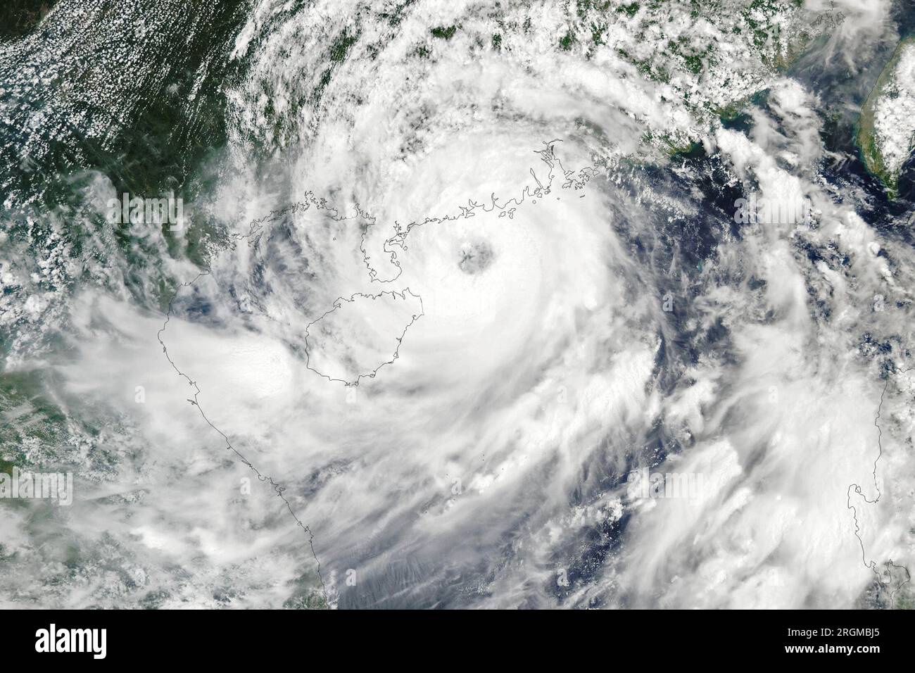 Hawaii, China. 17th July, 2023. Typhoon Talim in the Western Pacific ...